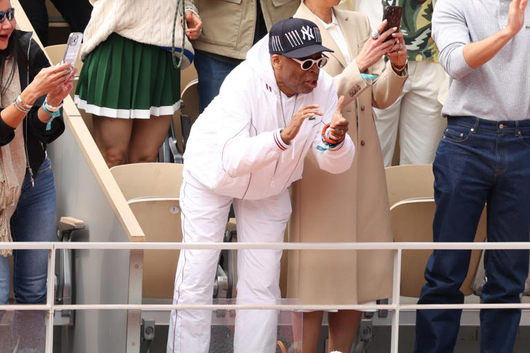 Coco Gauff gets French Open moment with Spike Lee hug after giving him ...