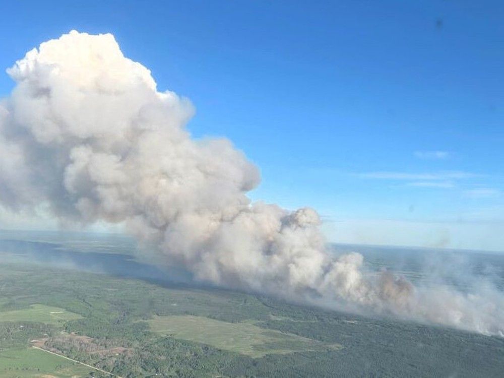 Wildfire updates: Six Alberta forest areas in 'extreme wildfire risk ...