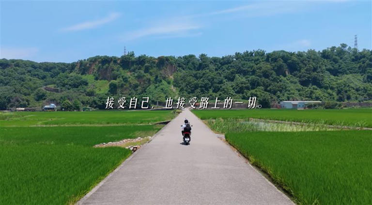 Andy老師新影片網跪了！一人環島陸海空拍攝 網虧家寧：這才是百萬YTR