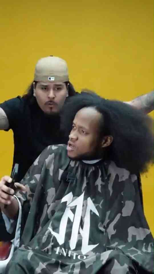 An unforgettable beauty transformation caught on camera.