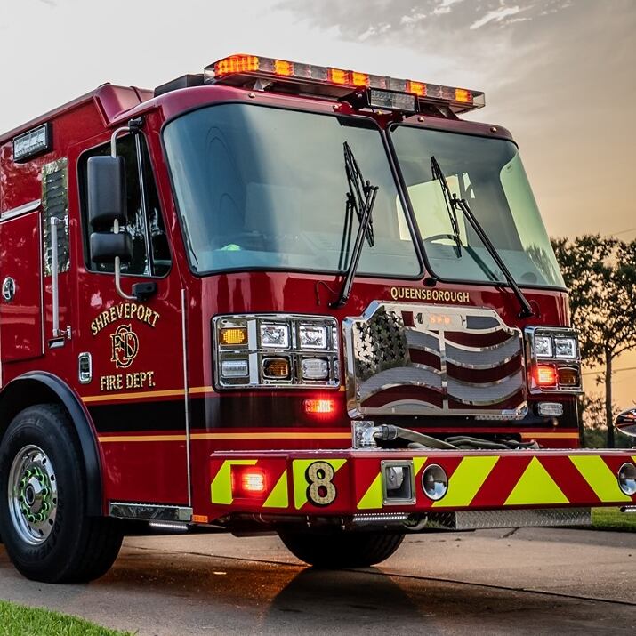 Shreveport duplex fire on Dillingham Avenue sends one to hospital