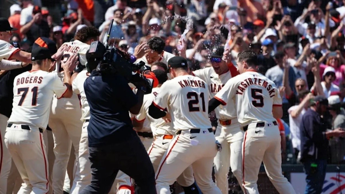 MLB: Matt Chapman crowns comeback with walk-off HR and Giants keep on ...