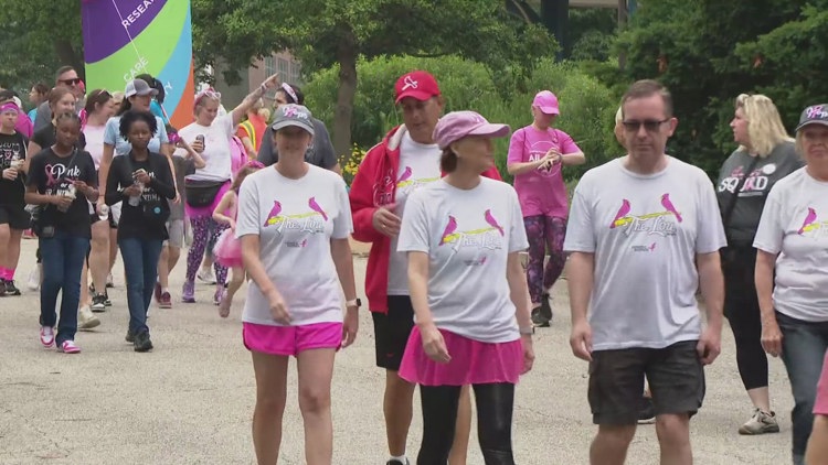 'We need to find a cure' | Hundreds unite for the Susan G. Komen 'More ...