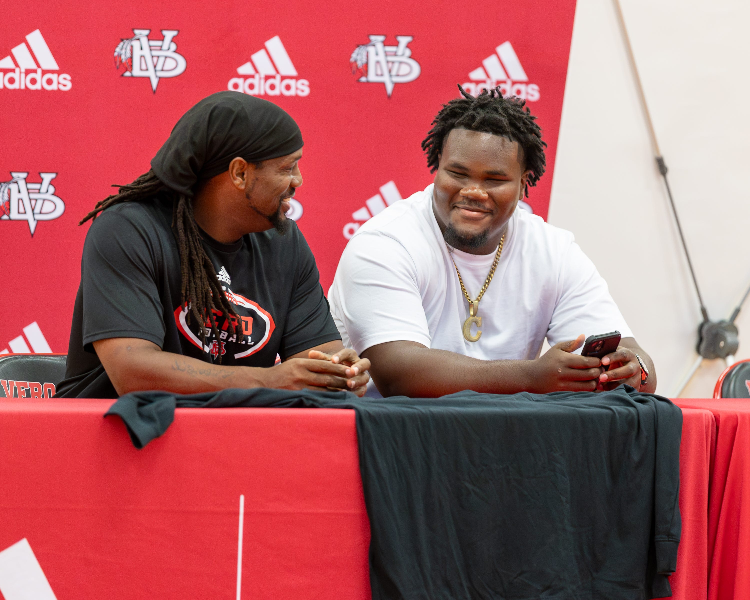 Vero Beach 4-star prospect Micah Smith commits to UCLA