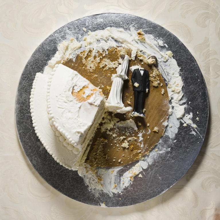 Married Men Who Regret Getting Married Are Revealing The Shocking ...