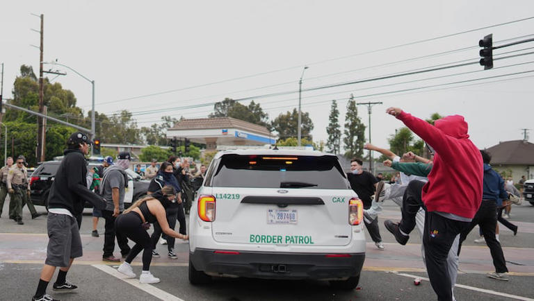 Trump calls up National Guard to quell violent protests in California