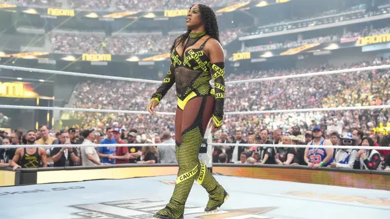 WWE Money in the Bank 2025 full card results: Naomi, Seth Rollins win ...