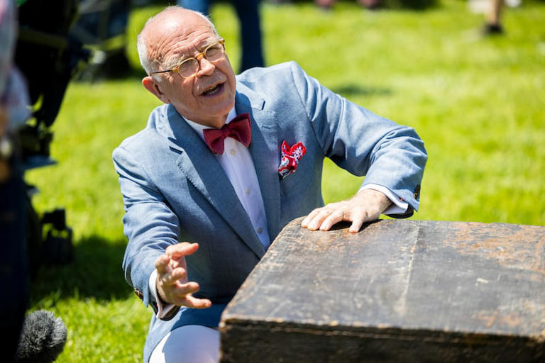 ‘You never know what people are going to bring in’: ‘Antiques Roadshow ...