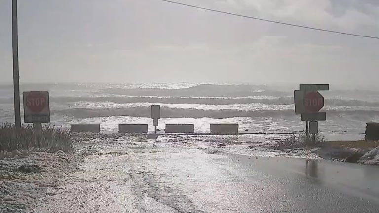 New Maine law allows coastal property owners to increase sea wall ...