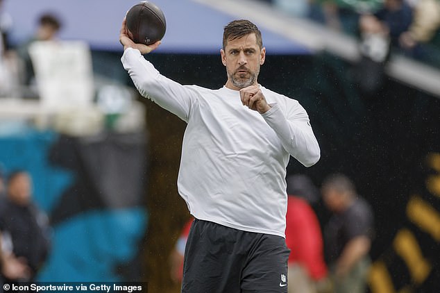 Aaron Rodgers officially signs $13.65m deal with Pittsburgh Steelers as ...