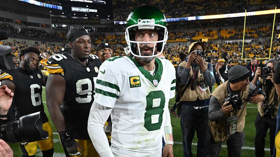 Aaron Rodgers’ Steelers contract details protect Pittsburgh from disaster