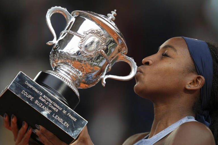 Coco Gauff wins her first French Open singles title by defeating Aryna ...