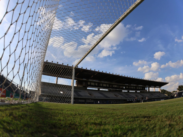 Corinthians volta a jogar na Fazendinha após quase um mês