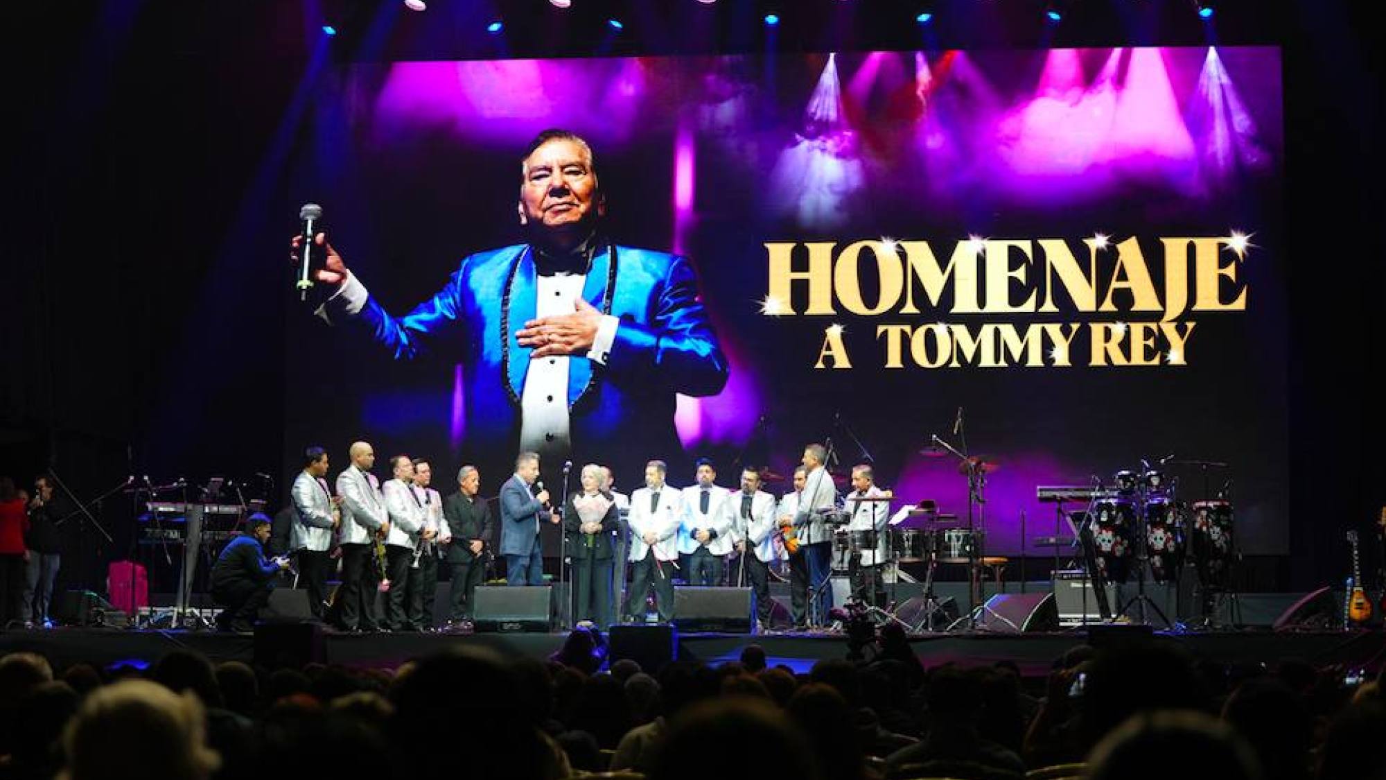 Masivo y sentido homenaje a Tommy Rey lleno de estrellas
