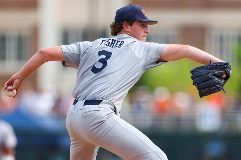 Auburn baseball falters in season-ending super regional loss to Coastal ...