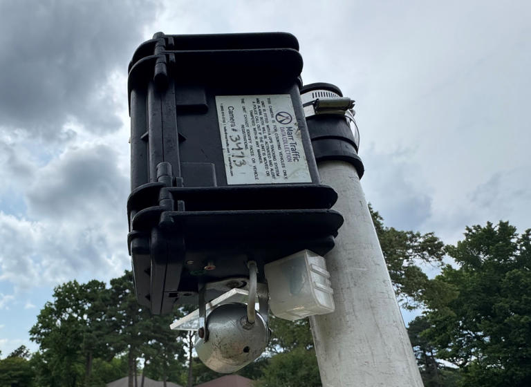 La. DOTD collects data with traffic count devices