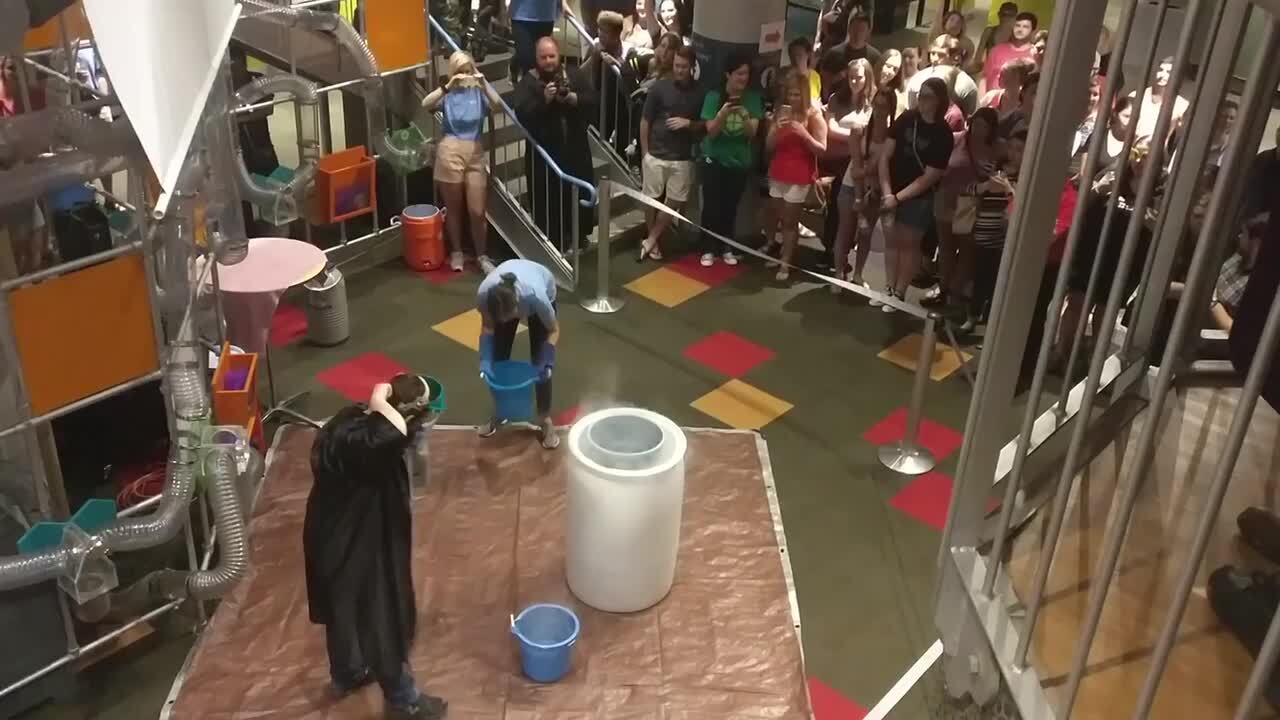 Liquid Hydrogen Experiment Explosion at Museum