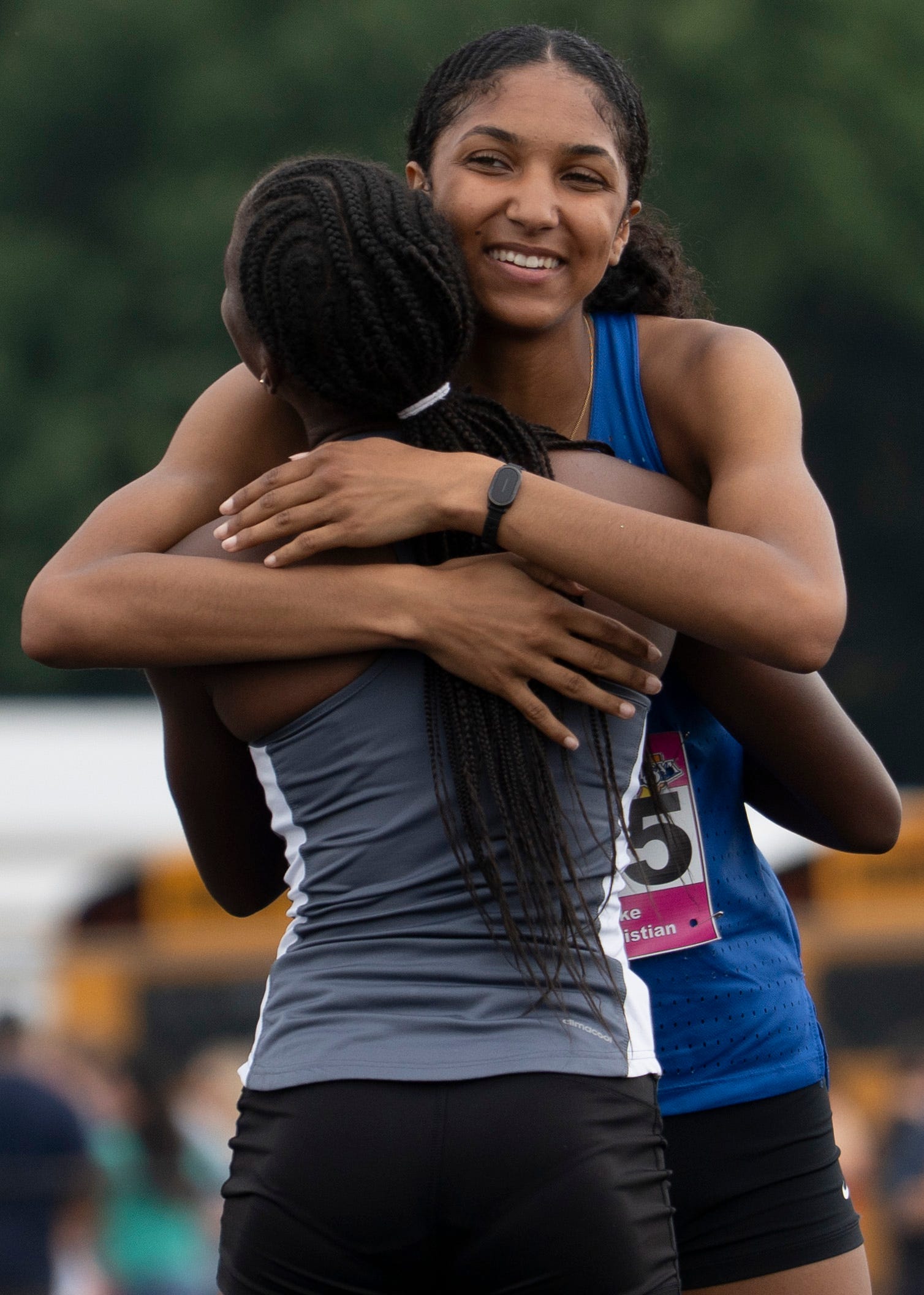 'I'm speechless.' Kya Crooke breaks 39-, 40-year-old records at IHSAA ...