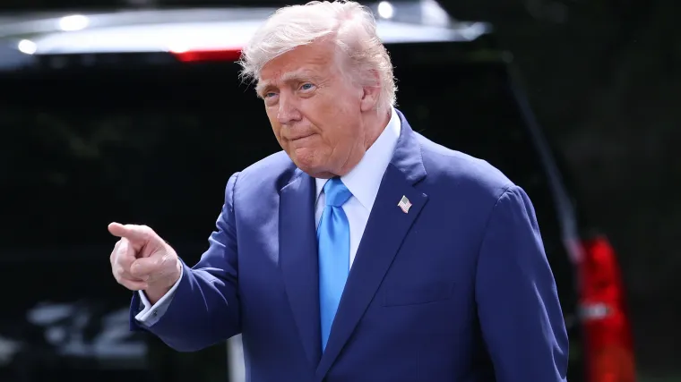 Is Donald Trump really a Knicks fan? What history says about president ...
