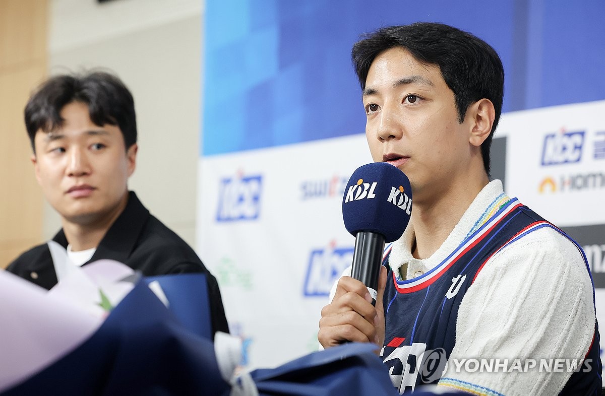 프로농구 kt, KCC 이적한 FA 허훈 보상으로 현금 14억원 선택