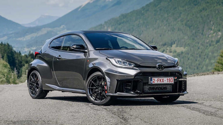 GR Yaris Engine Swap Turns This Clapped-Out Corolla Into A 90s Kid's Dream