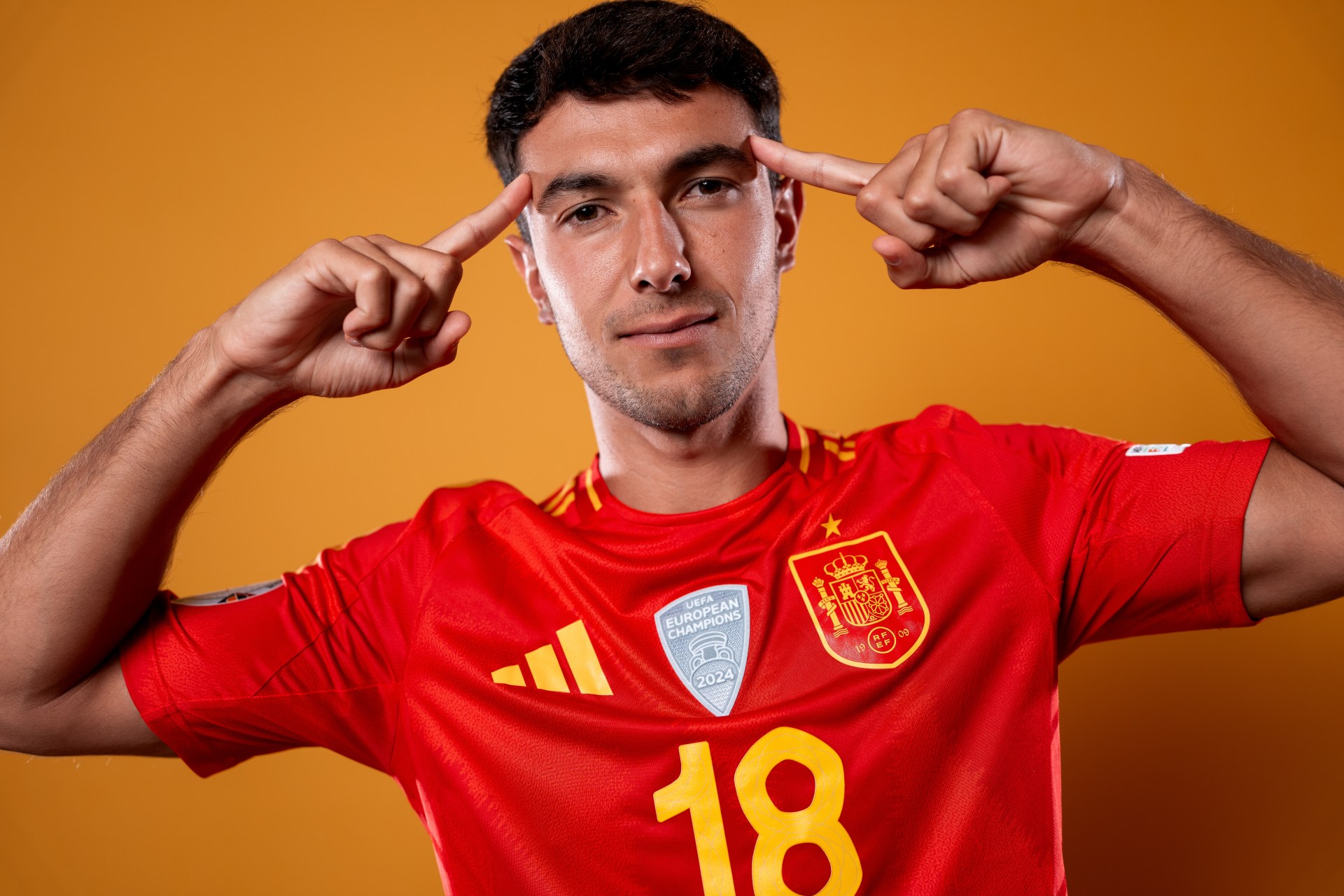 Martin Zubimendi considers rejecting Arsenal and joining Real Madrid ...