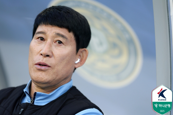 Director Ko Jung-woon Kim Tae-wan's one voice must be eaten first to win.