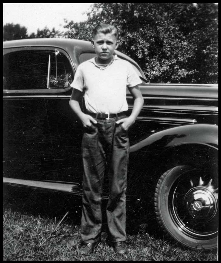 20+ Vintage Photos of Grandparents Who Were Too Cool for Their Time