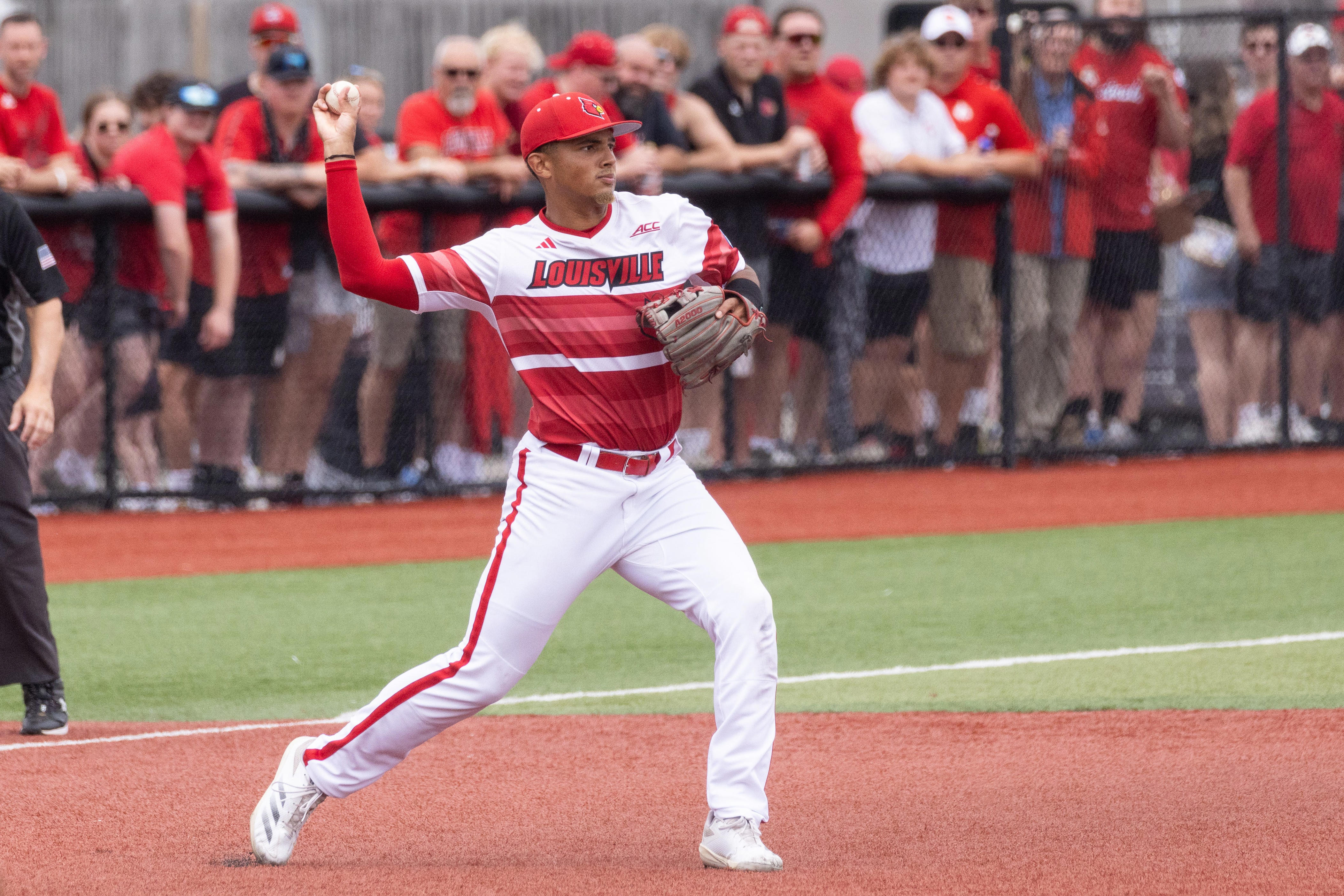 Could Louisville baseball coach Dan McDonnell go blond for College ...