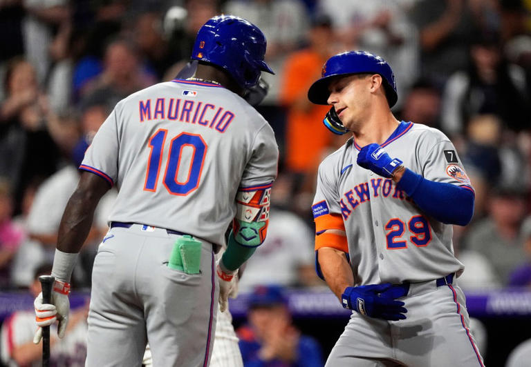 Rookie Ronny Mauricio belts long homer as Mets rip lowly Rockies