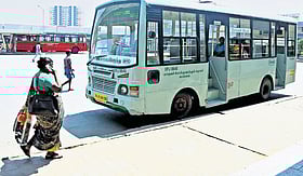 MTC to replace 100 old small buses with new BSVI-compliant vehicles in ...