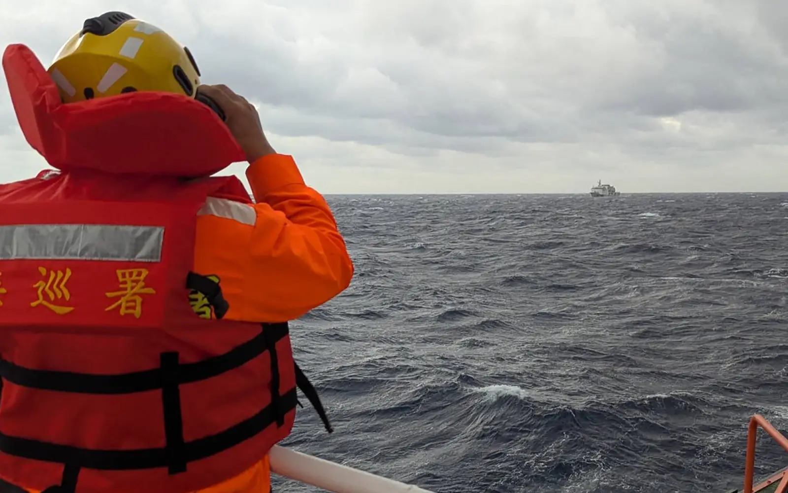 Taiwan says coast guard vessel in 'standoff' with China ship