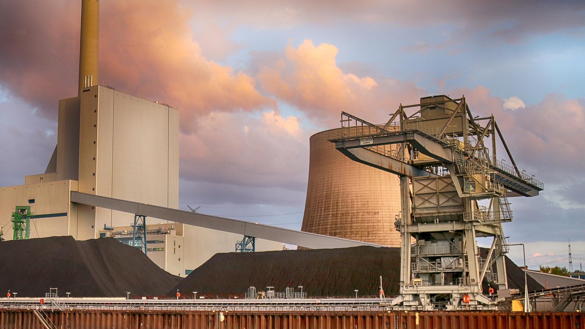 Technological Advances in Carbon Capture Offer Hope for Climate Goals