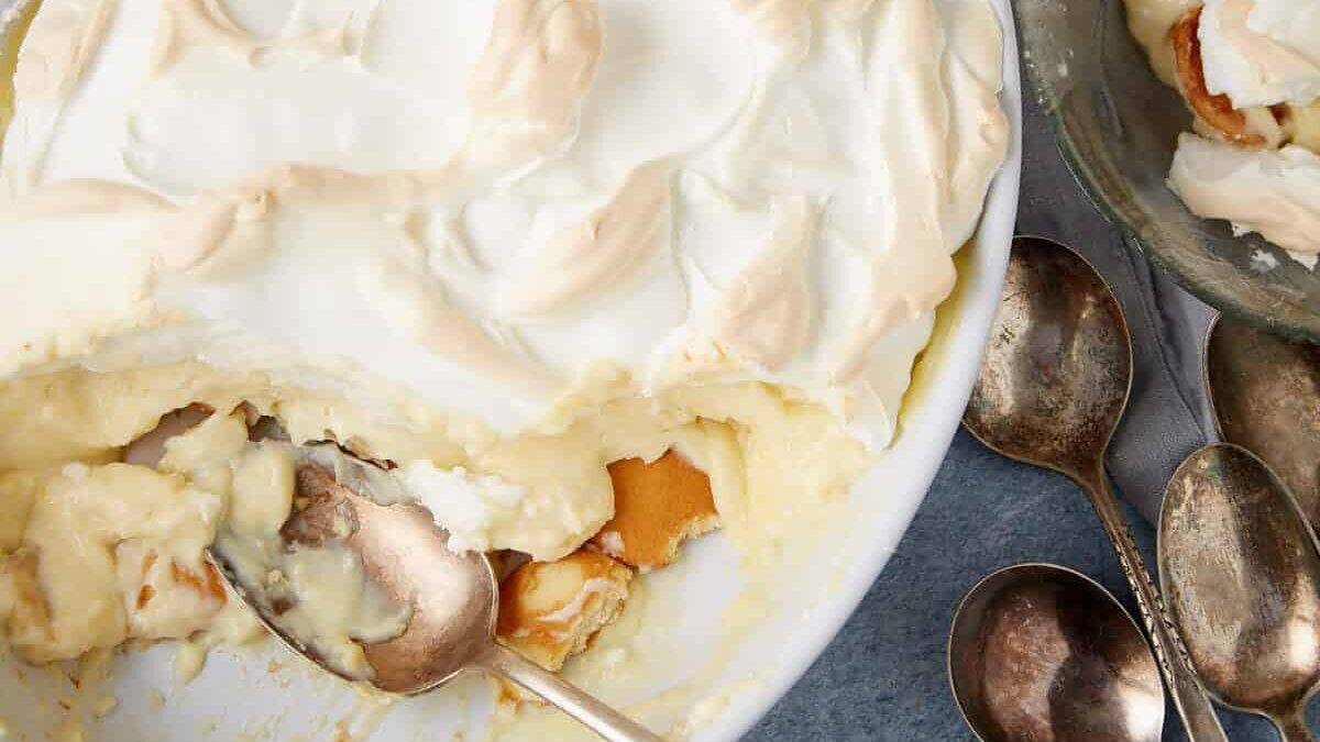 23 Retro Desserts That Still Taste Just as Sweet Today