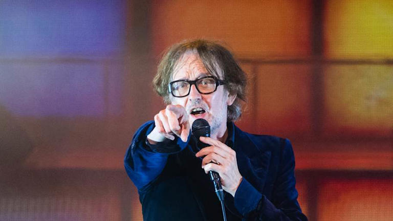 Pulp shows how to make a comeback with More