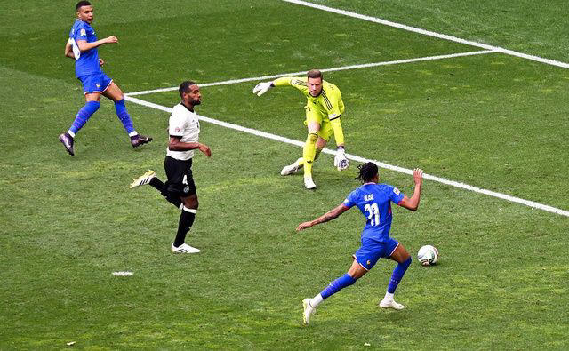 Une France à deux visages s'impose dans la petite finale - Débrief et ...