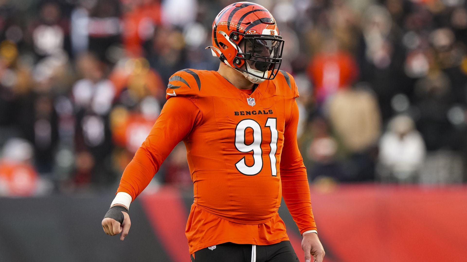 The Linc - Should the Eagles trade for Trey Hendrickson?