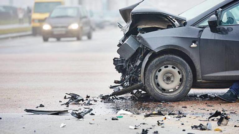 Bakan Yerlikaya: 100 trafik kazasının 84'ü, 5 temel kural ihlâlinden ...