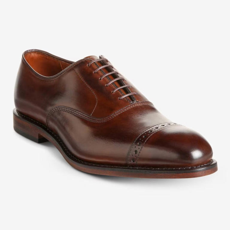 Allen Edmonds Is Selling Its $425 Fifth Ave Dress Shoes for Just $249 ...