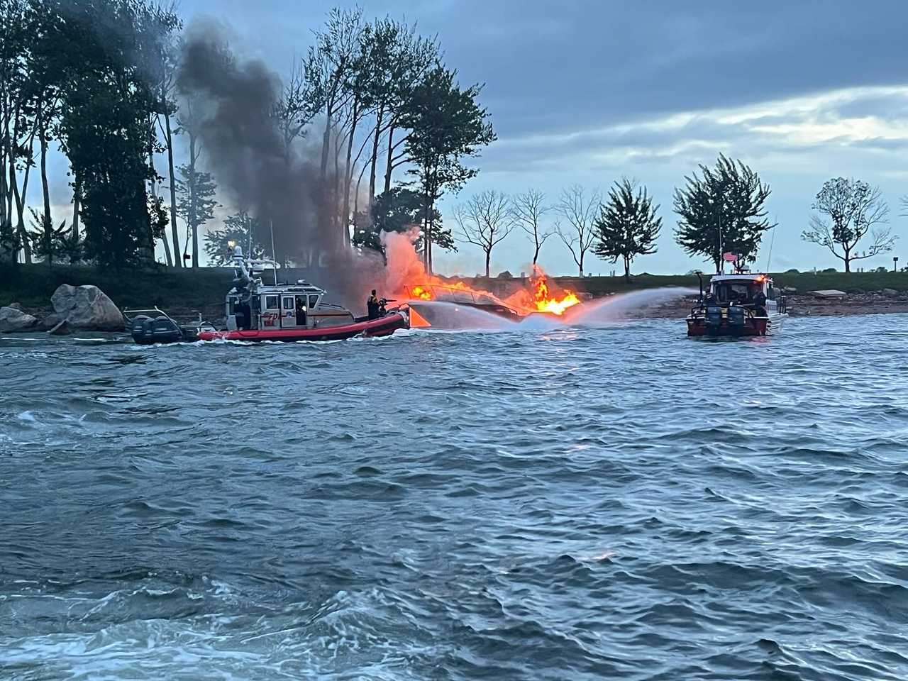 Bronx Boat Explosion: DWI Captain Charged In Fire That Sent 22 Into ...