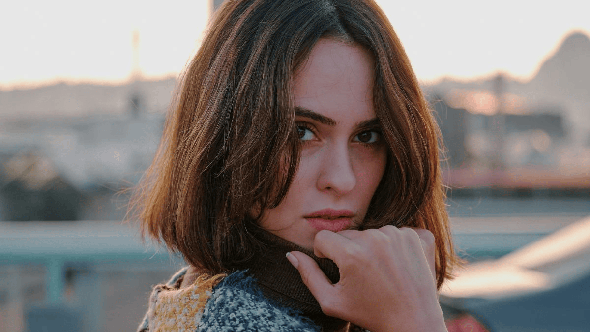 13 Subtle Phrases Women Use When They're Just Not That Into You for a ...