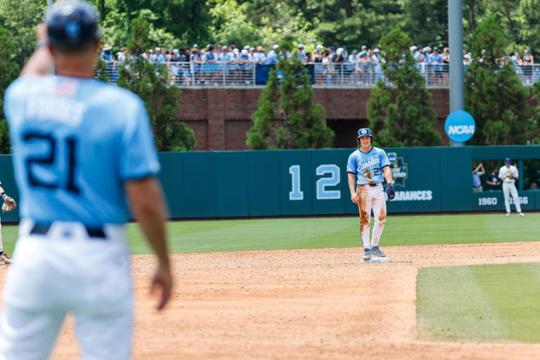 UNC baseball season ends in Chapel Hill Super Regional loss to Arizona