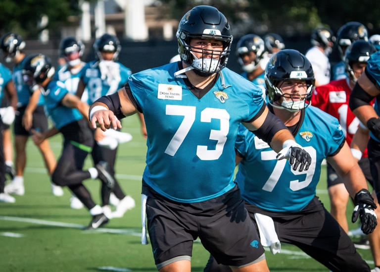 Jacksonville Jaguars injury report, Devin Lloyd out, Robert Hainsey in ...