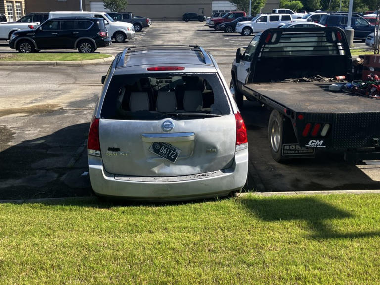 Man killed in shooting outside Cache 42, 2 people injured