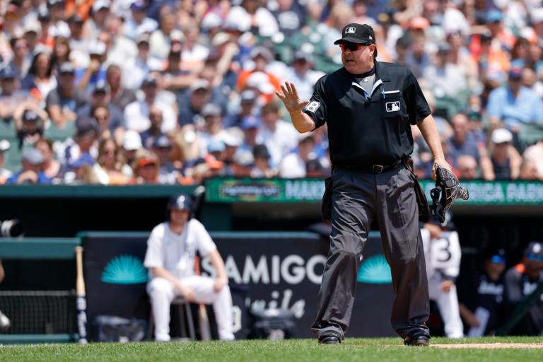 Chipper Jones crushes ‘toxic’ MLB umpire after questionable calls in ...