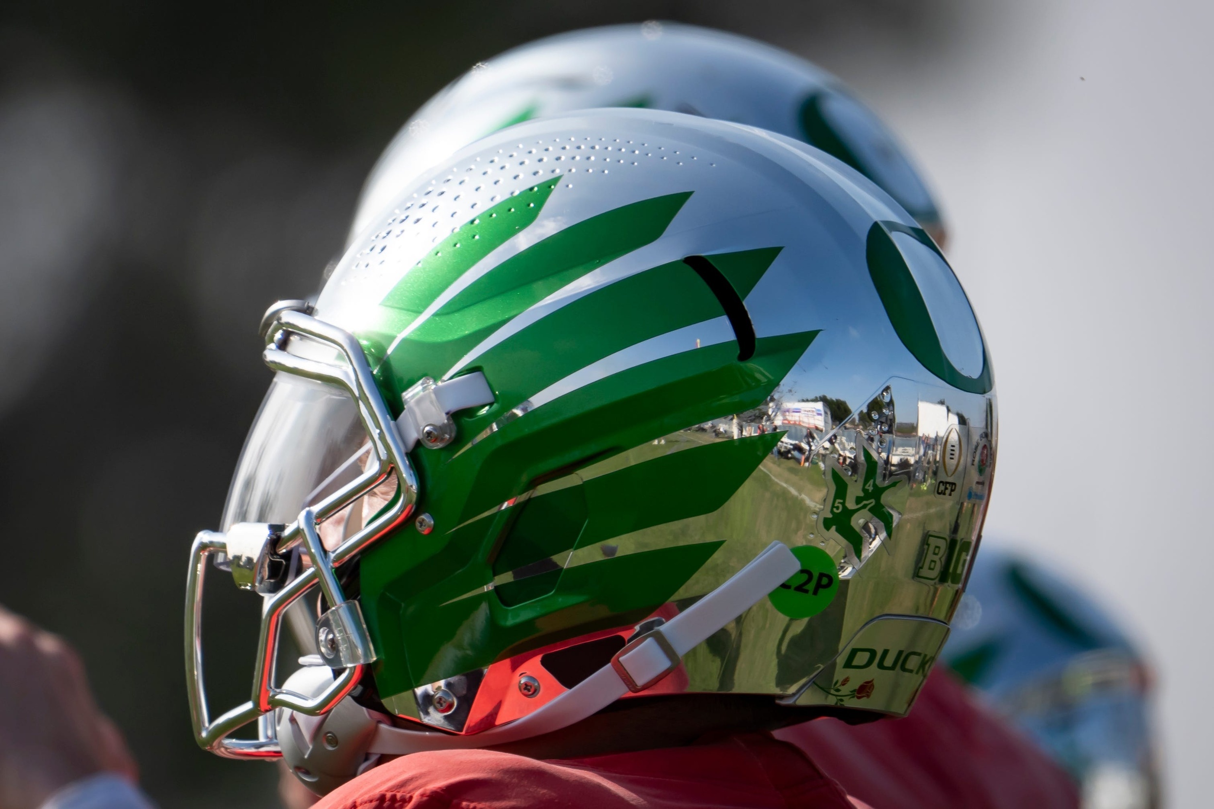 Oregon WR Evan Stewart Tore His Patellar Tendon