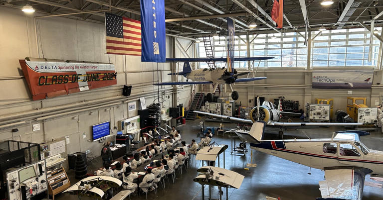 Trump wants to bring manufacturing jobs back. The aviation industry can ...