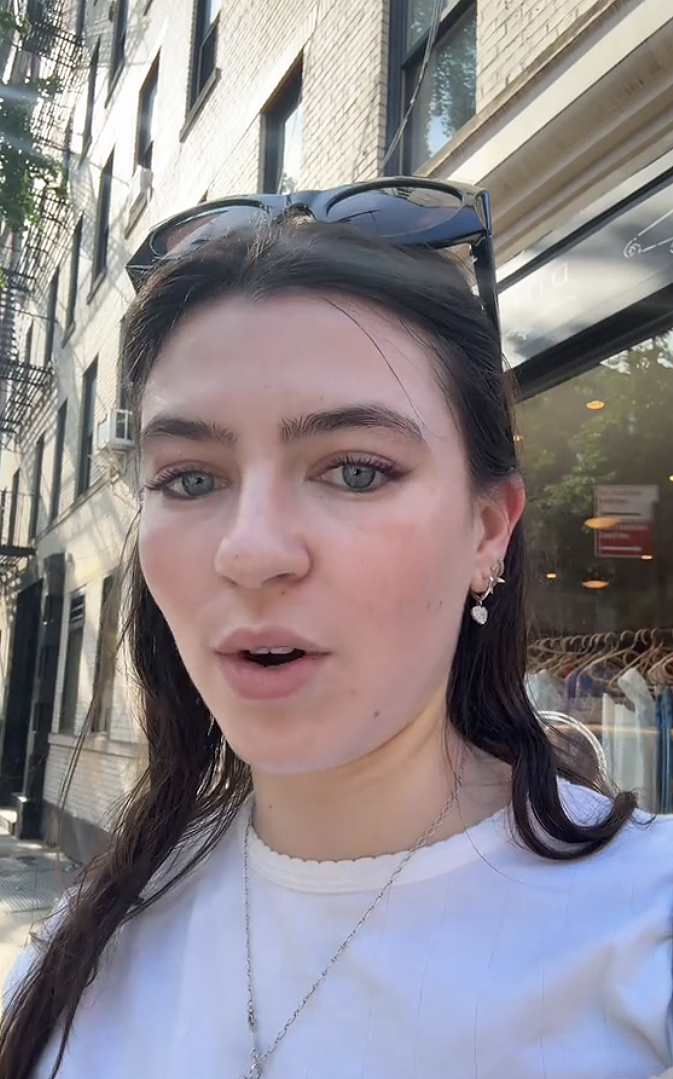 ‘Entitled’ Blake Lively blasted for ‘horrible’ behavior on shopping ...