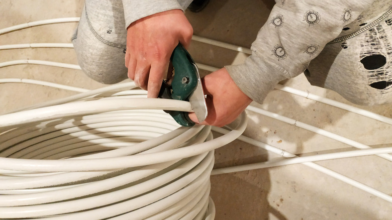 Turn Tubes Into A Wall Shelf As A Way To Soften Any Room Decor