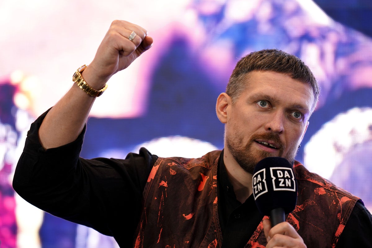 Ukrainian boxing champion Oleksandr Usyk challenges Donald Trump to ...